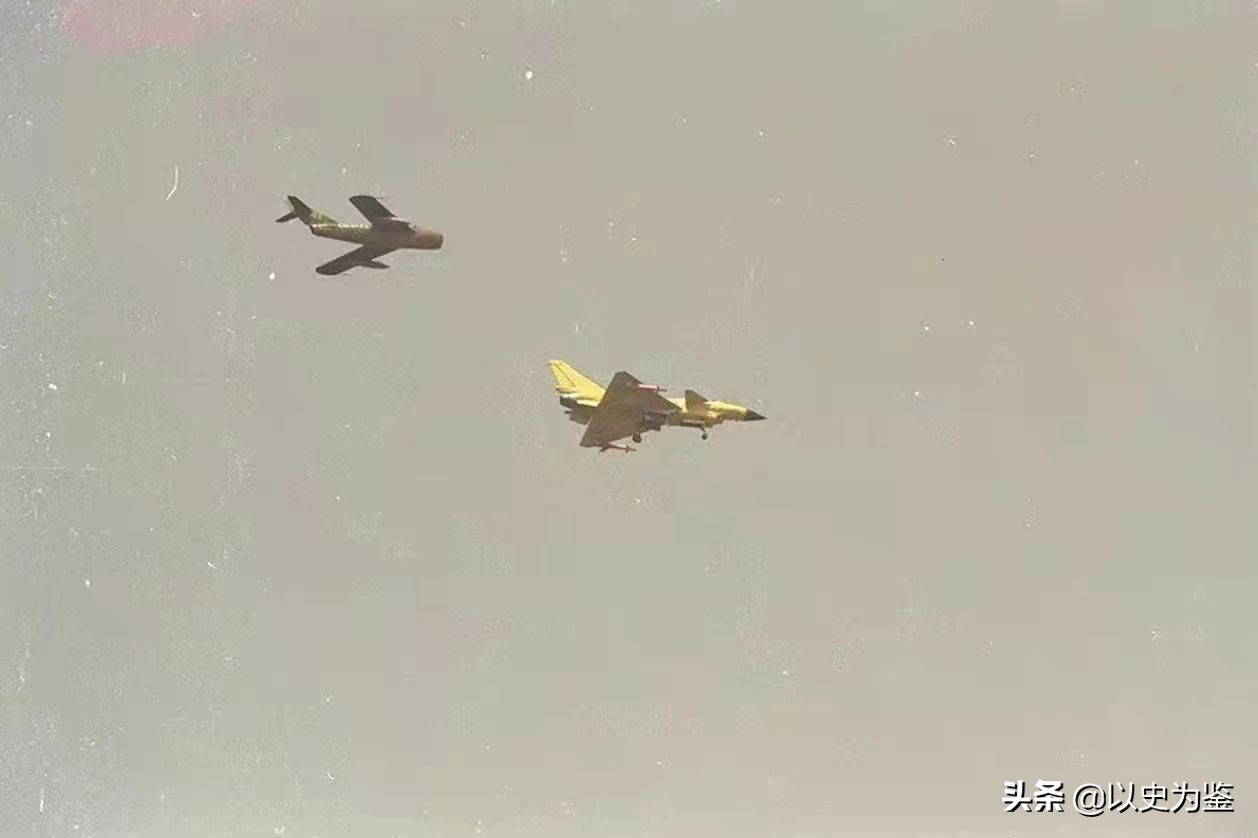 In 1998, when the J-10 was preparing to fly for the first time, the ...