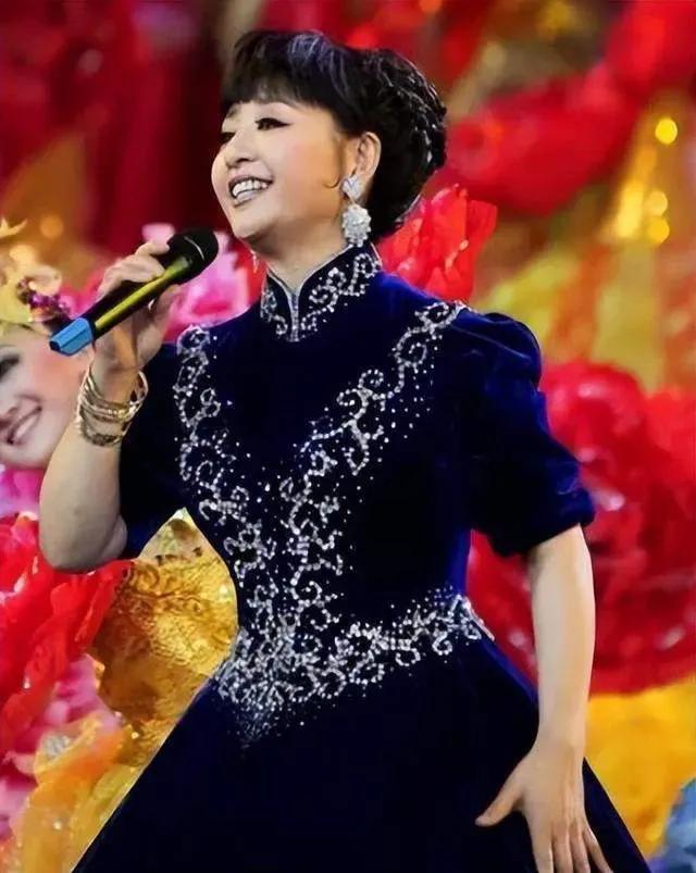 Yin Xiumei wanted a divorce when she married Cheng Zhi, and later she ...