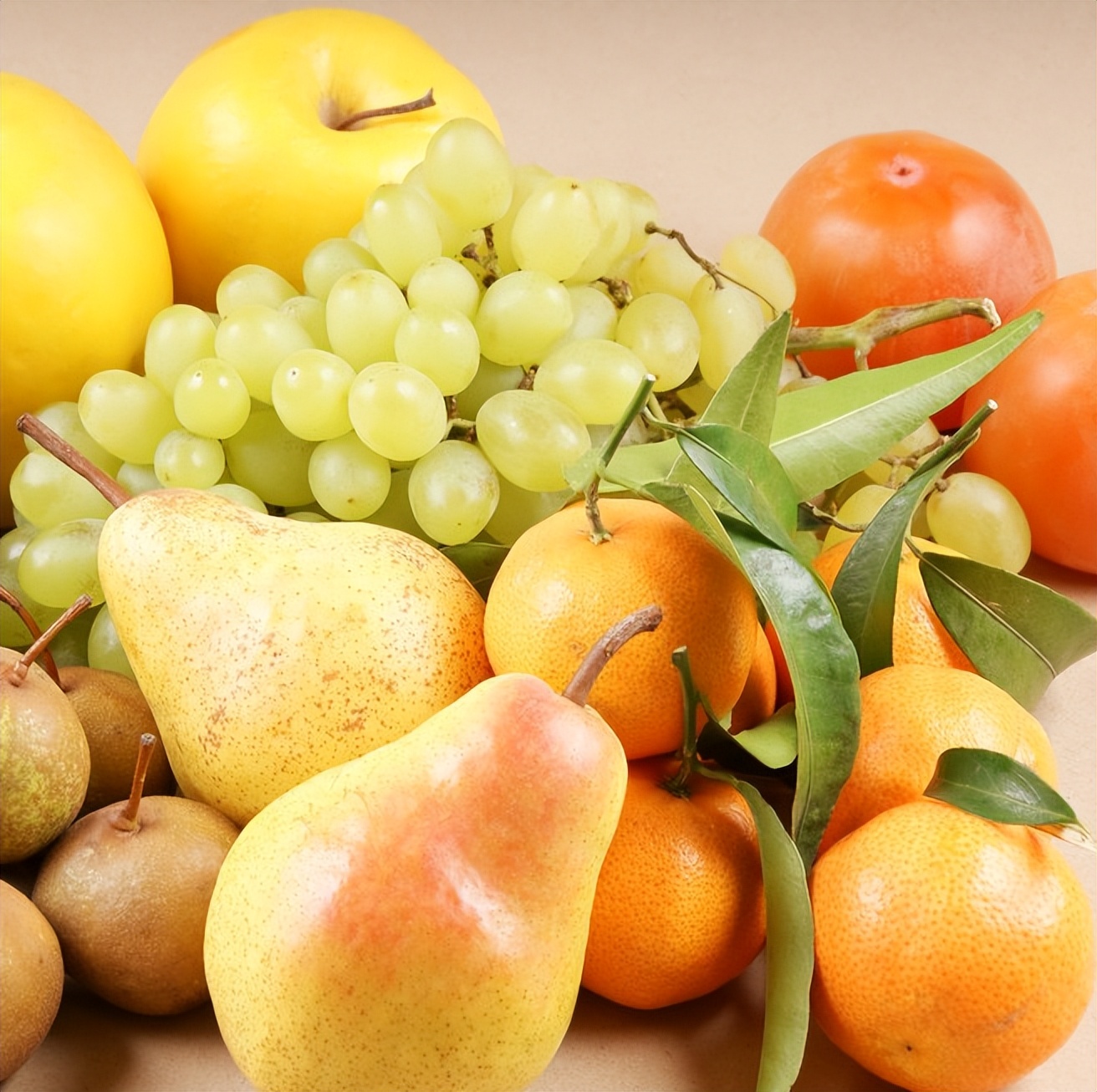 How do sugar friends eat moon cakes - iNEWS