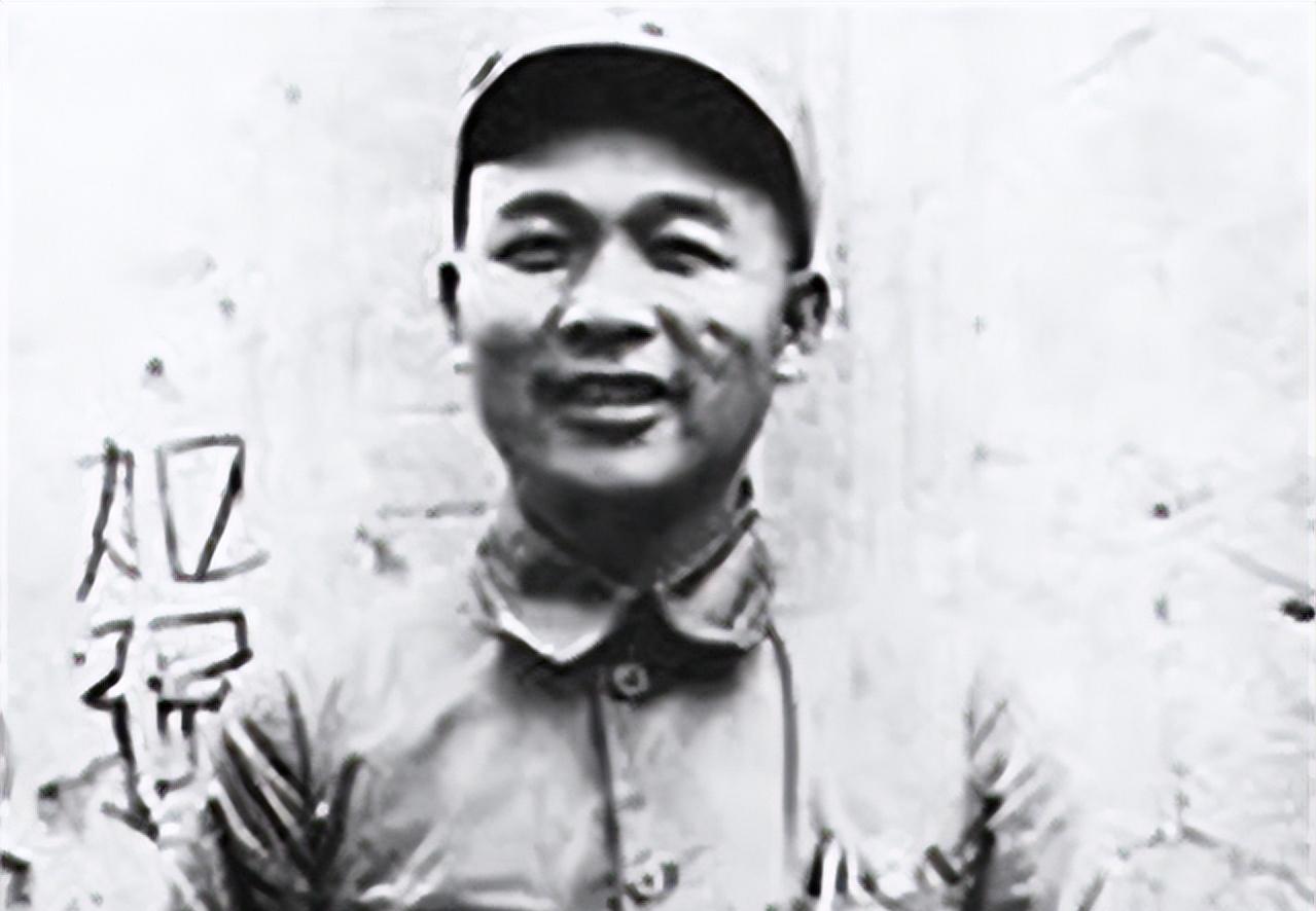In 1960, Premier Zhou met Xu Haidong by chance, and was refused ...