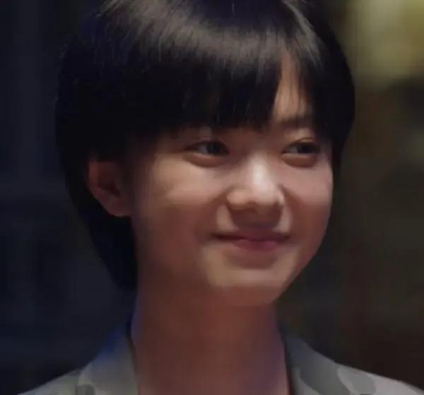 When he debuted, he played Jin Yong's martial arts, and now he has a ...