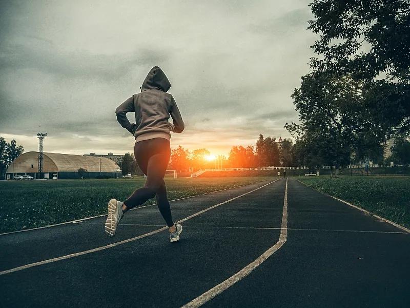 Advantages and disadvantages of morning running and night running - iMedia