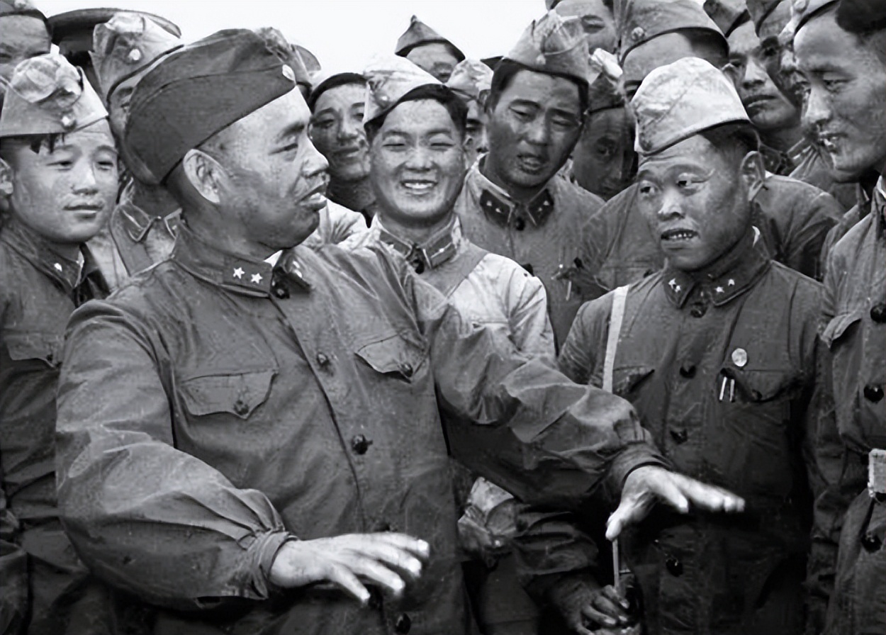 Deng Xiaoping visited Xu Shiyou on his southern tour and untied his 48 ...