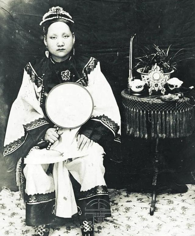Old pictures from the late Qing Dynasty: Concubine Jin who loves to eat ...