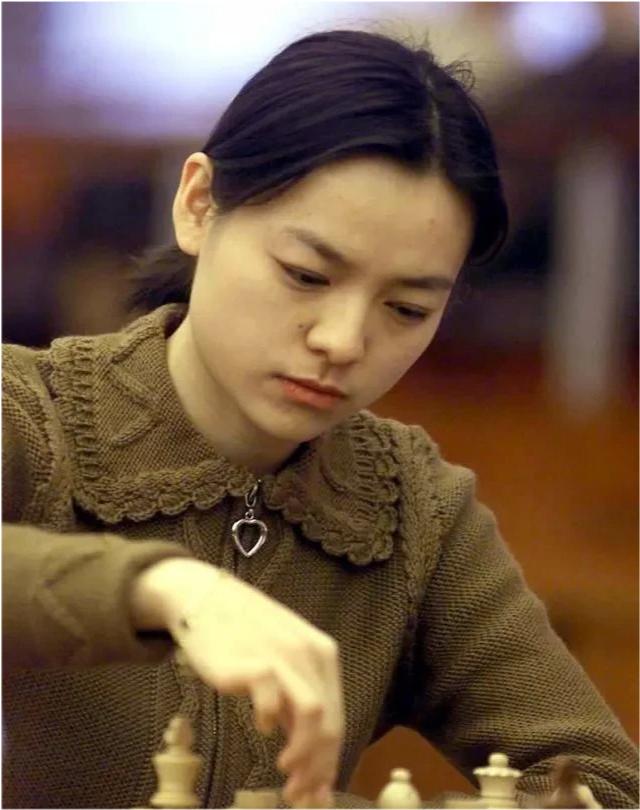 Chess Queen Chu Chen: Married far away in Qatar, he did not hesitate to ...