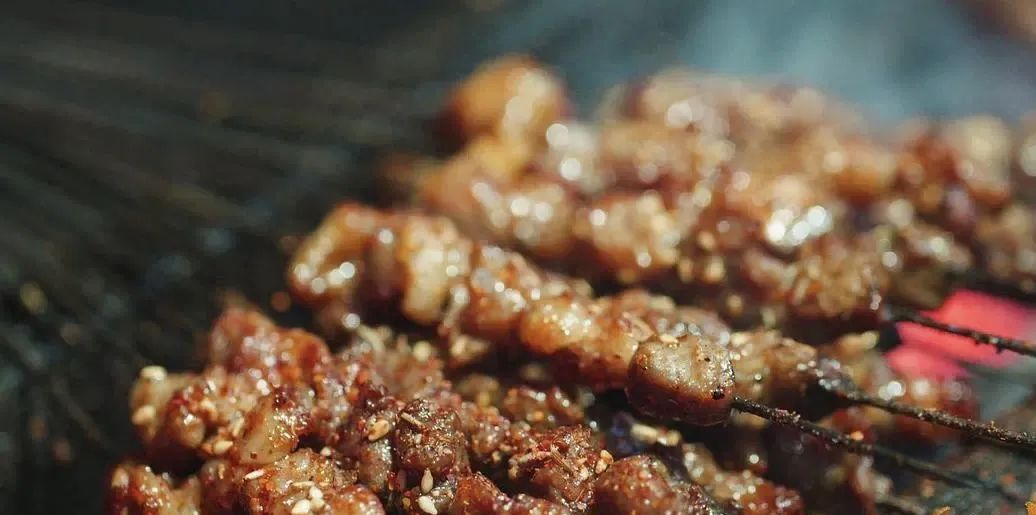 Summer is incomplete without a skewer of Xinjiang barbecue - iMedia