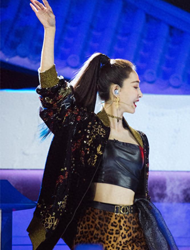 Sun Yue: She became popular because of her song "Wish You Peace". She ...
