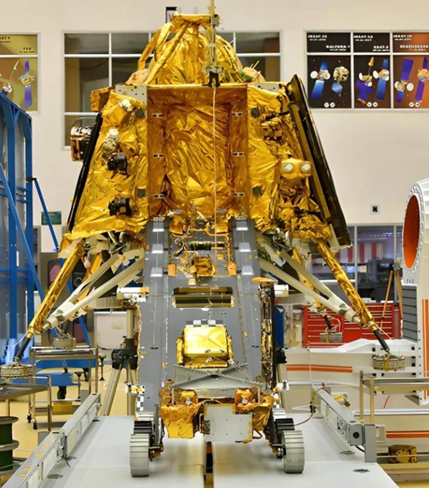 Following the failure of Chandrayaan 2, India sent Chandrayaan 3. Are ...