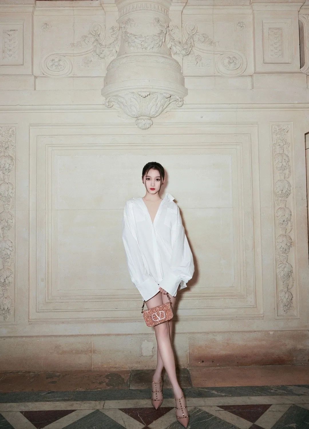 Liu Yifei, Gu Ailing, and Li Huiren at Paris Fashion Week, these three ...