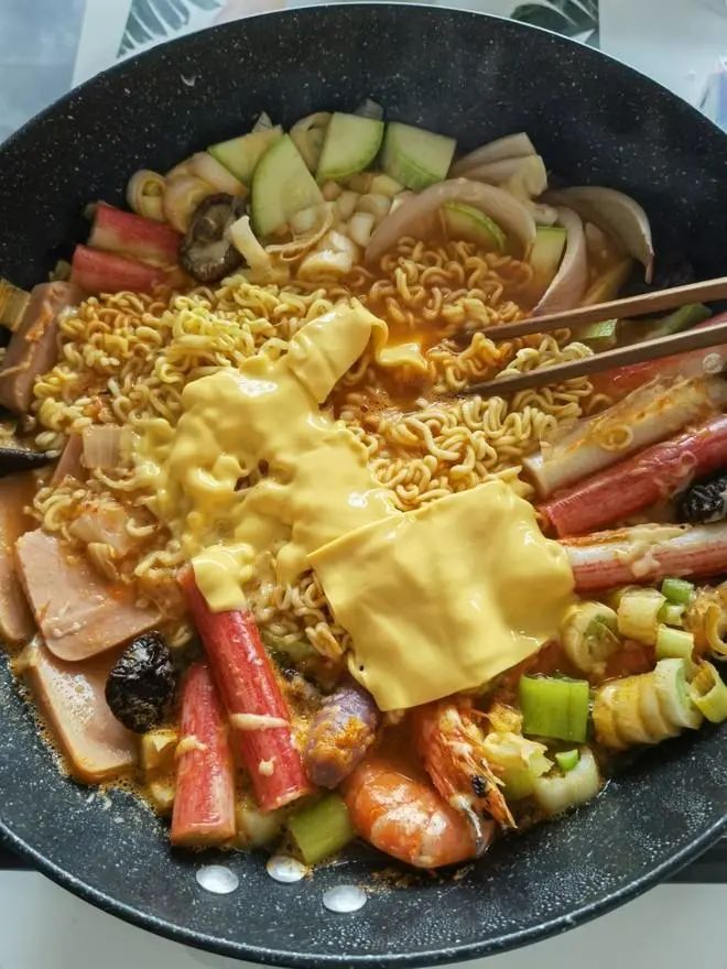 The "New York Times" called the South Korean army's pot "leftovers of ...