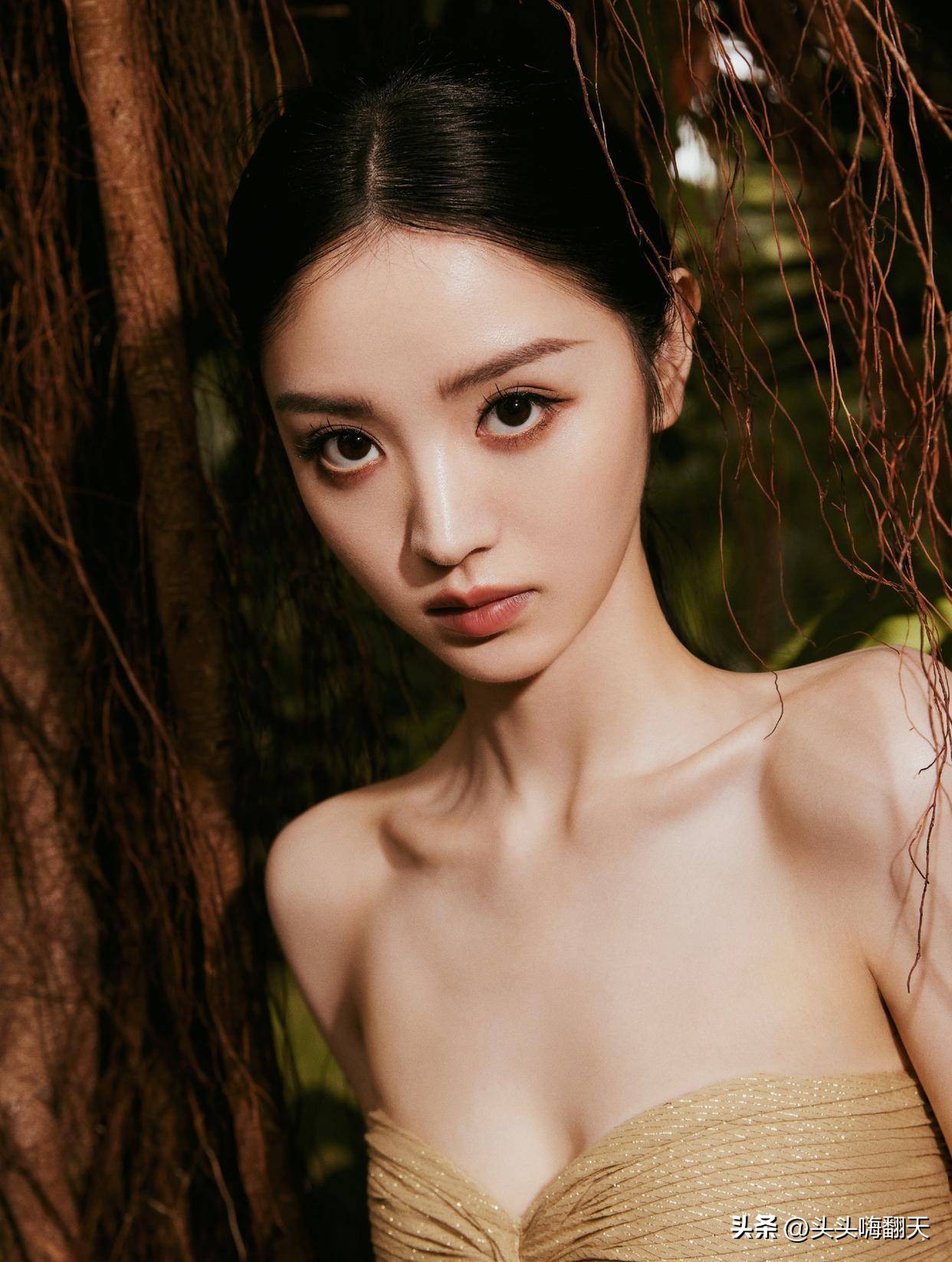 Tian Xiwei's sexy photo, elegant, sexy and charming! - iMedia