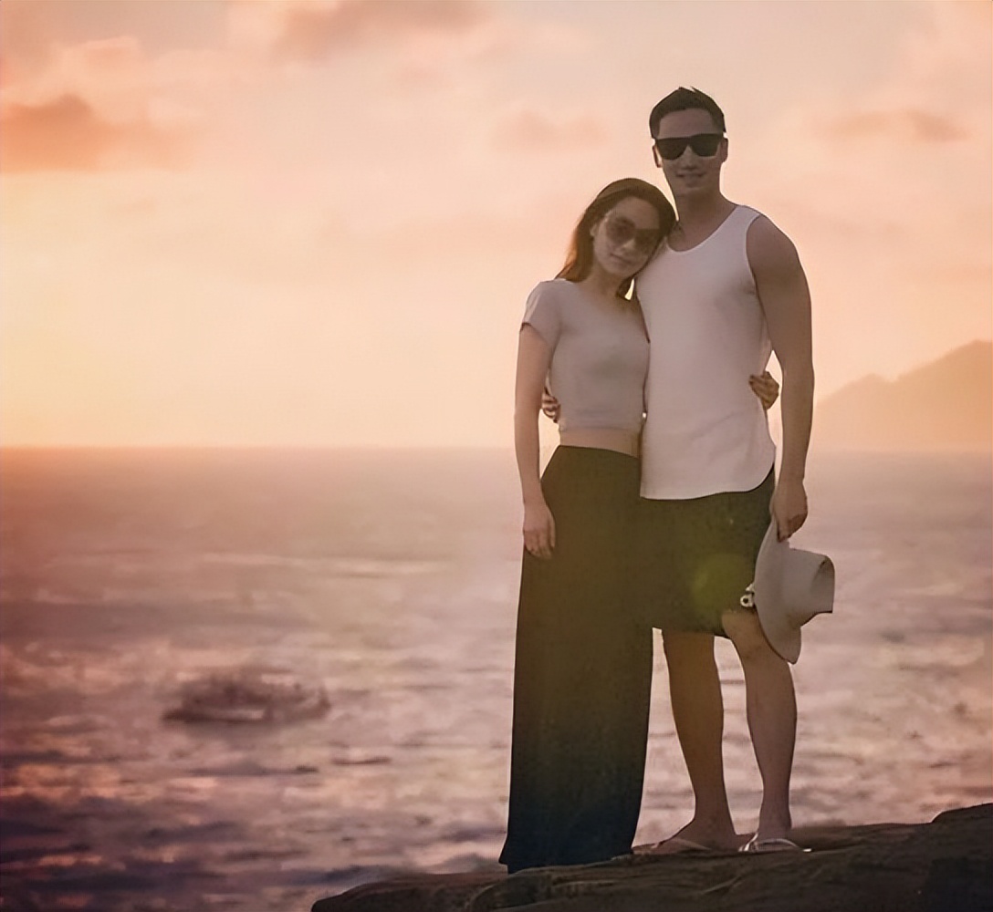 Gillian's ex-husband Lai Hongguo takes photos of the party, pregnant ...