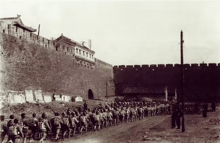 Dongye No. 5 troops came to the Summer Palace, the avant-garde ...