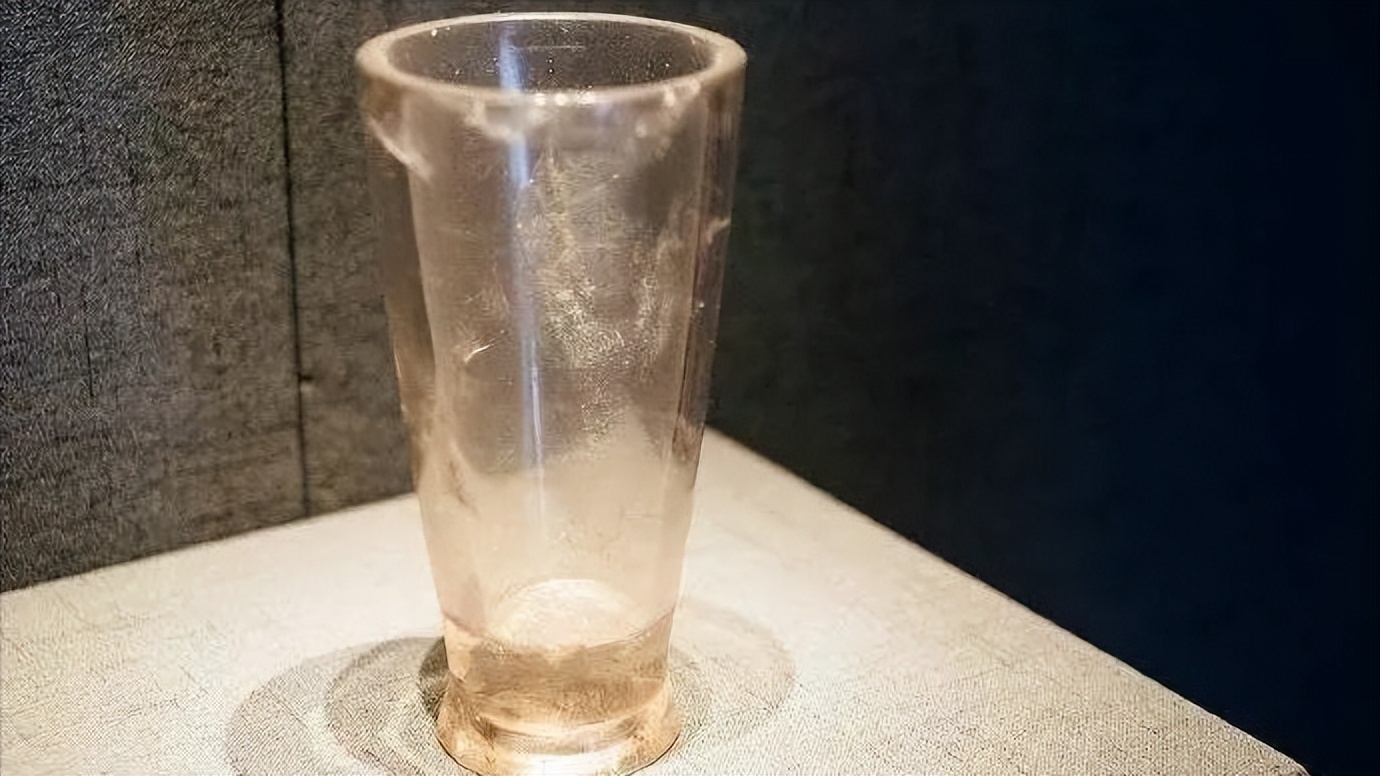 The ancient Chinese crystal cup unearthed from the ancient tomb of the ...