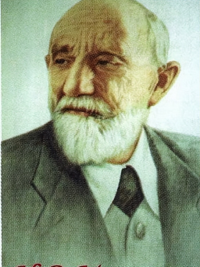 272. Founder of Soviet Scientific Breeding - iNEWS