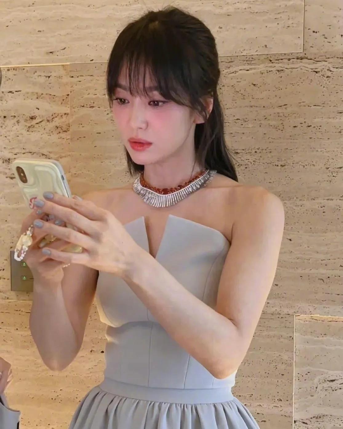 Compared with 20-year-old Song Hye-kyo, I prefer Miss Qiao's 40-year ...