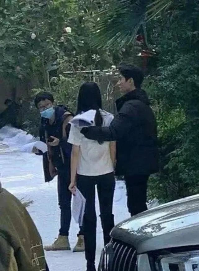 Yang Yang's suspected love affair was exposed, and Coco Lee's foreign husband returned to Hong ...