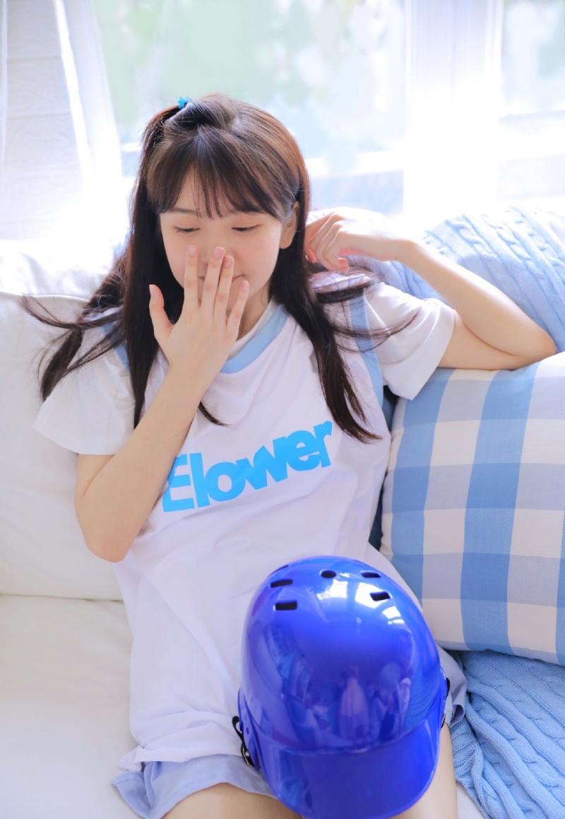 Selected photos of pure and fresh girls - iNEWS