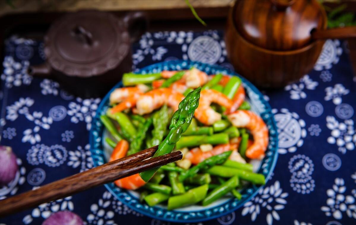 "Taste the three delicacies in Lixia, and you will not get sick for a year", which three ...