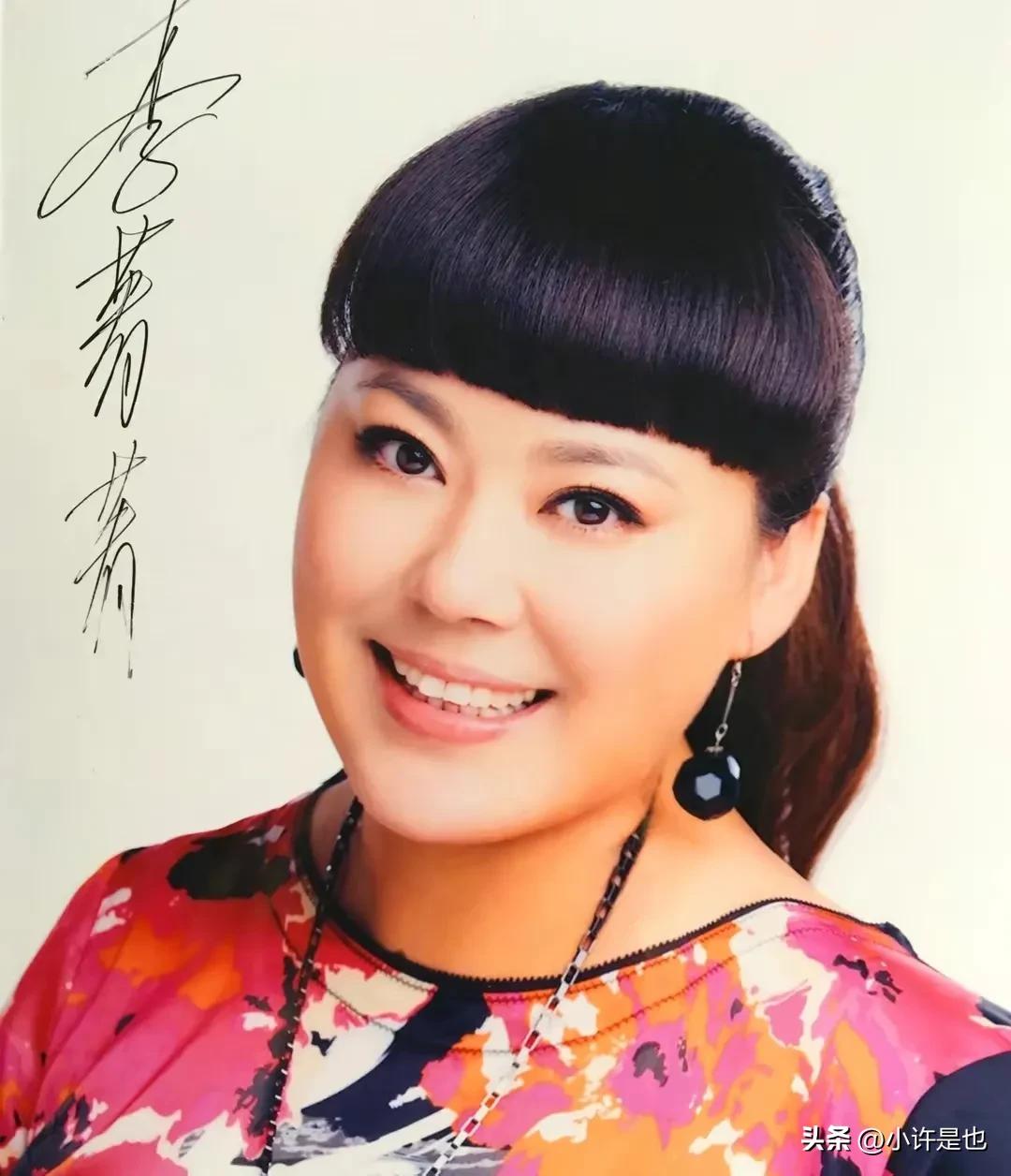 Li Jingjing appeared in the library in a low-key manner after the ...