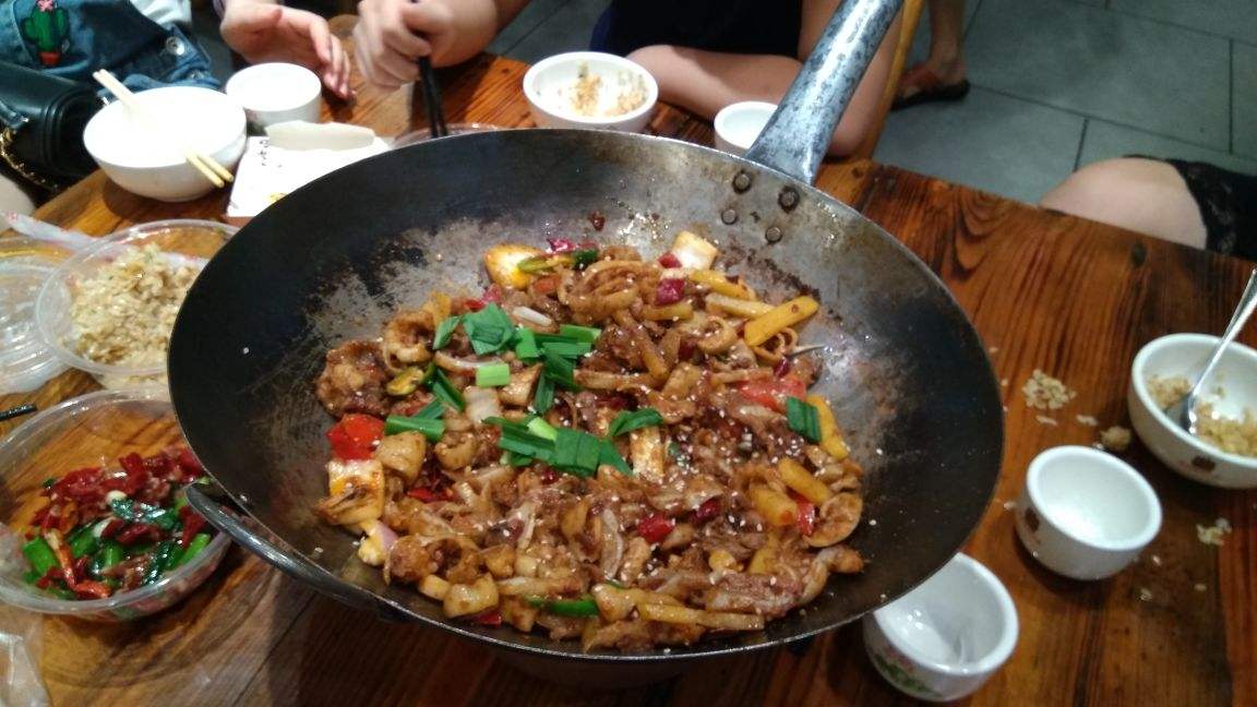 Three dishes in Zhangjiajie, one city and one food a day - iNEWS