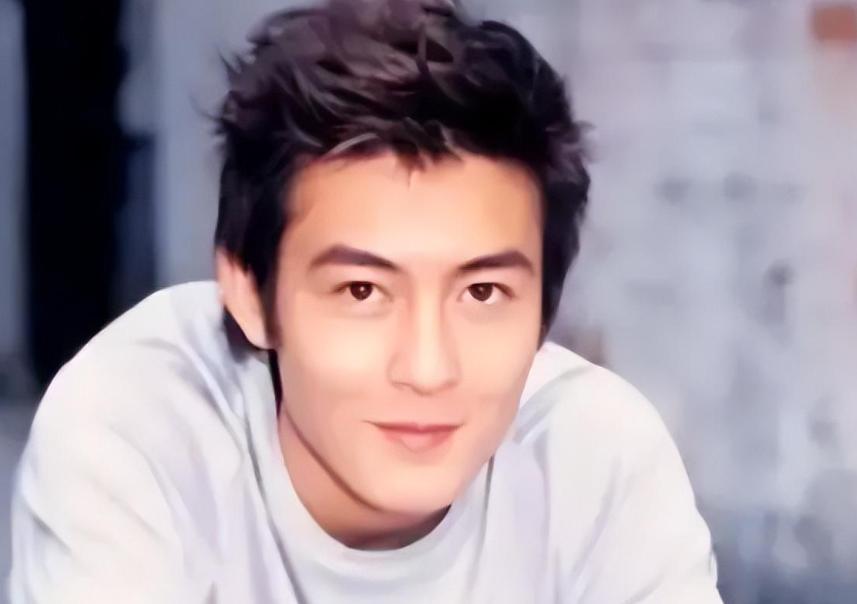 Both are 43 years old, Nicholas Tse compared Edison Chen, the gap ...