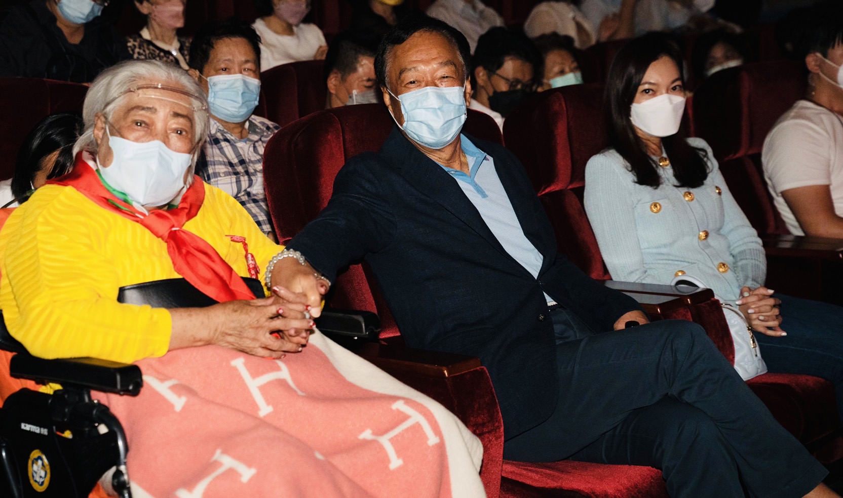 64-year-old Cai Qin was revealed to be suffering from a strange disease ...