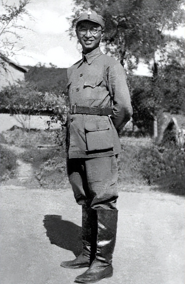 In 1928, Chen Geng came to the home of his subordinate, and during the ...