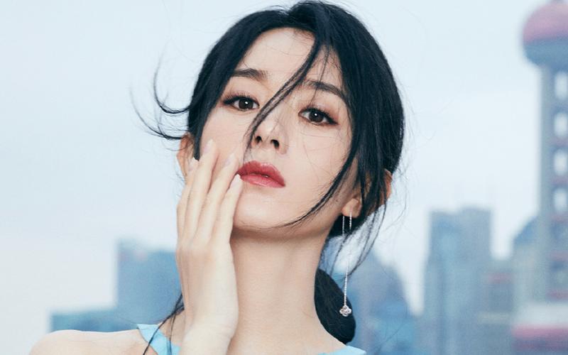 Little Gossip: Yuan Bingyan, Guan Xiaotong, Huang Jingyu, Gong Jun, Zhao Liying, Lin Gengxin ...