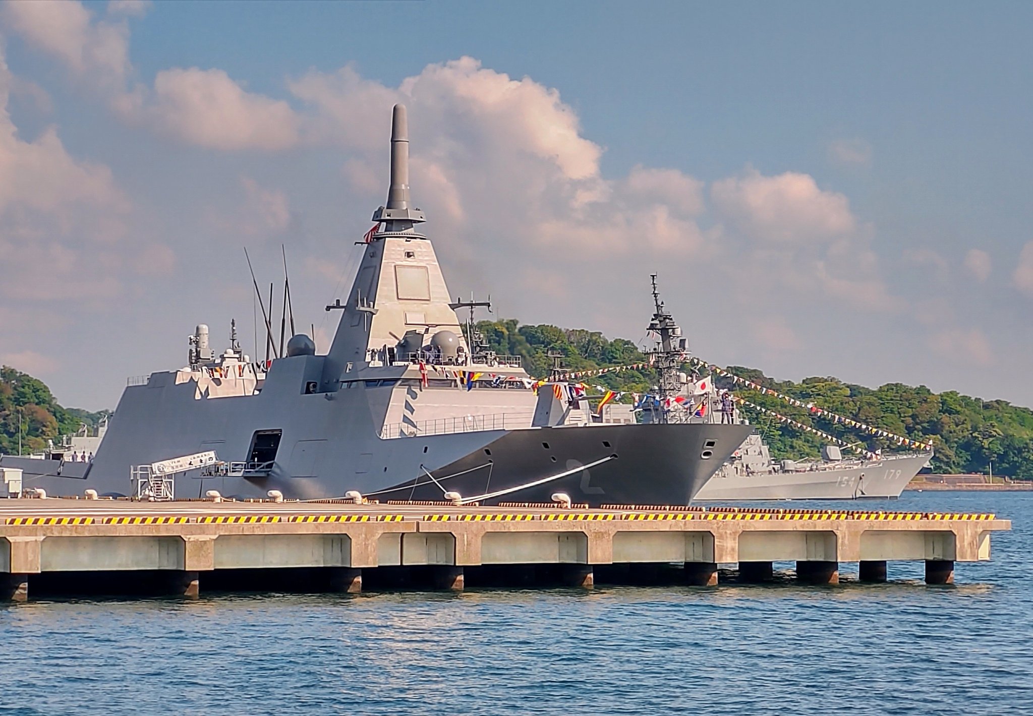 Next-generation ninja "Mogami" class frigate - iNEWS