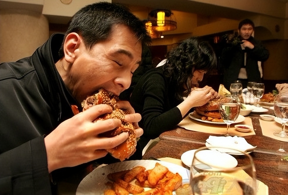 Follow these 4 eating steps every day, not only will you be hungry ...