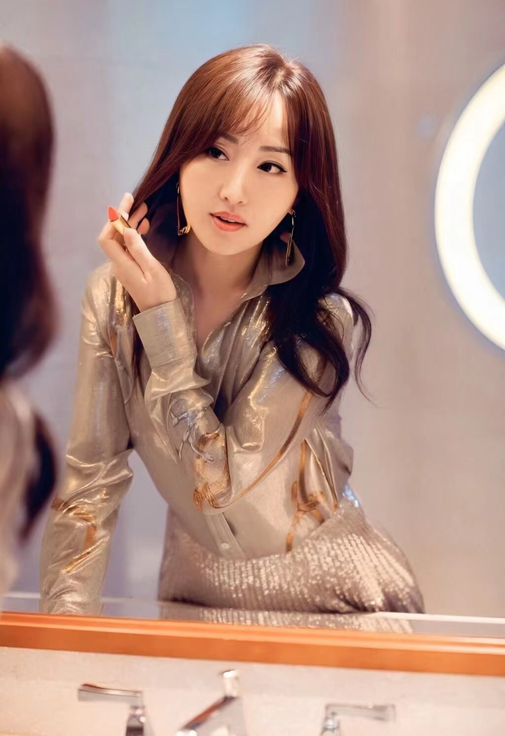 Yang Yuying: Is she still the "Queen of Sweet Songs" for fans? - iNEWS