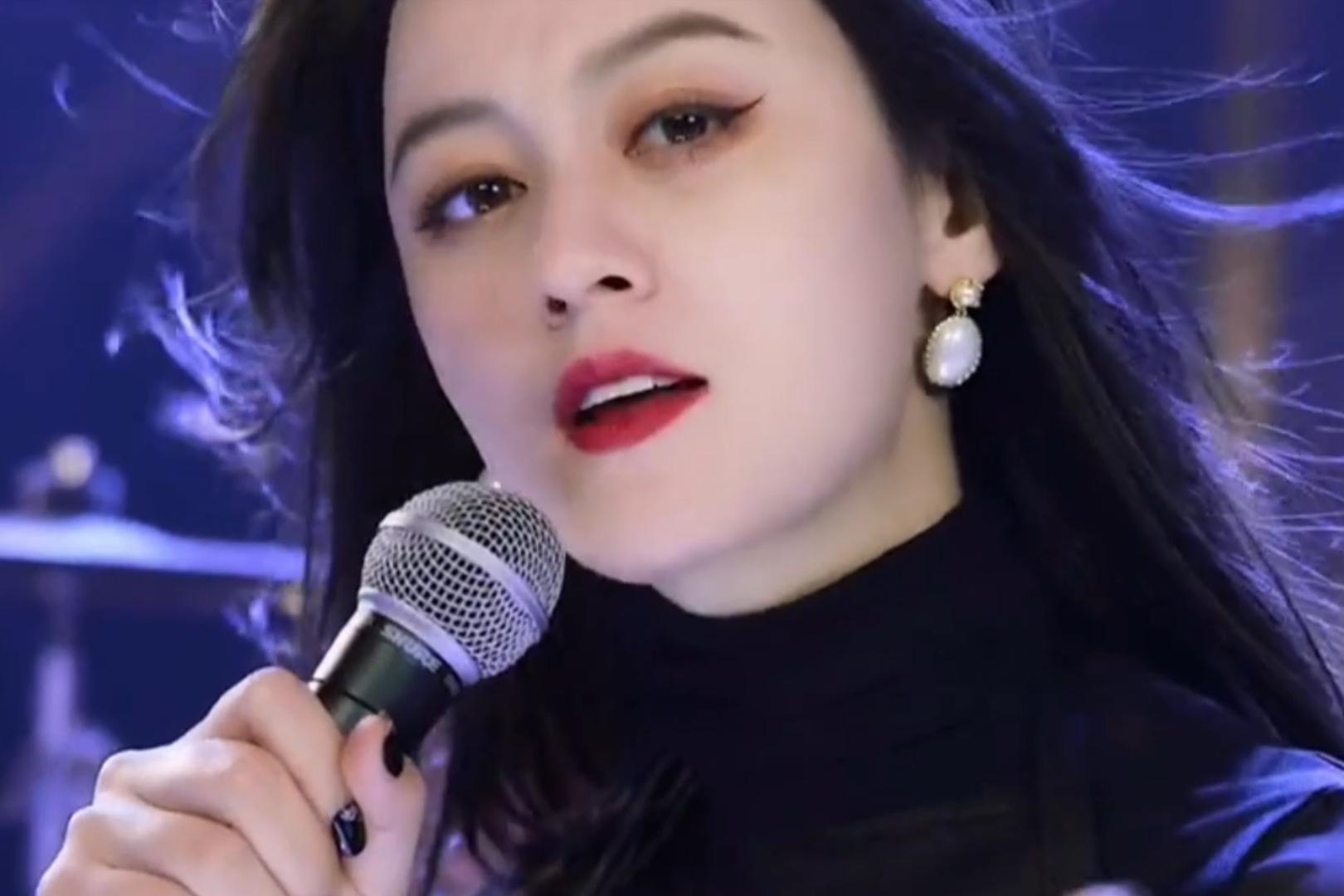 Chinese internet celebrity singer Tang Yi: Relying on Douyin to grow ...