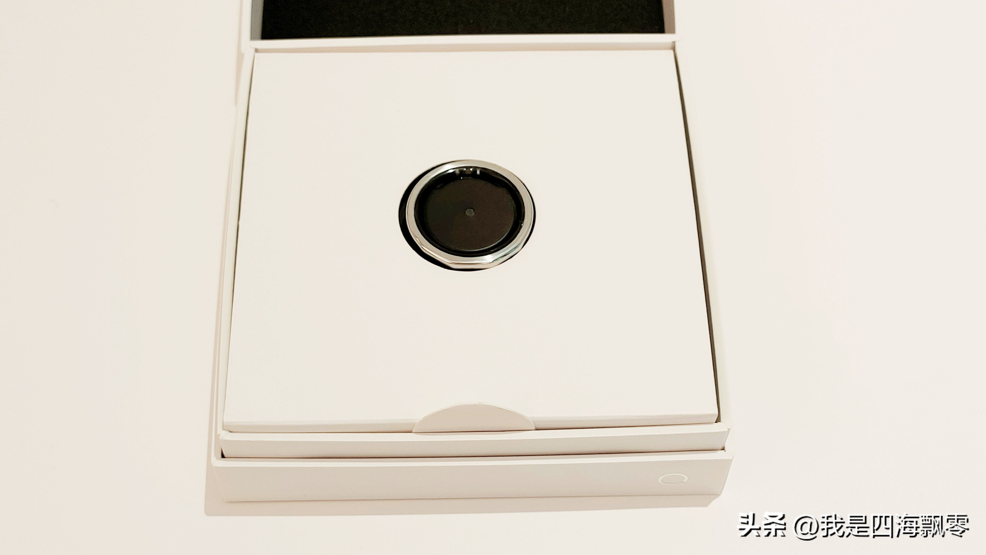 Try the smart ring (QuzzZ RING), it's so small and light that it's easy ...