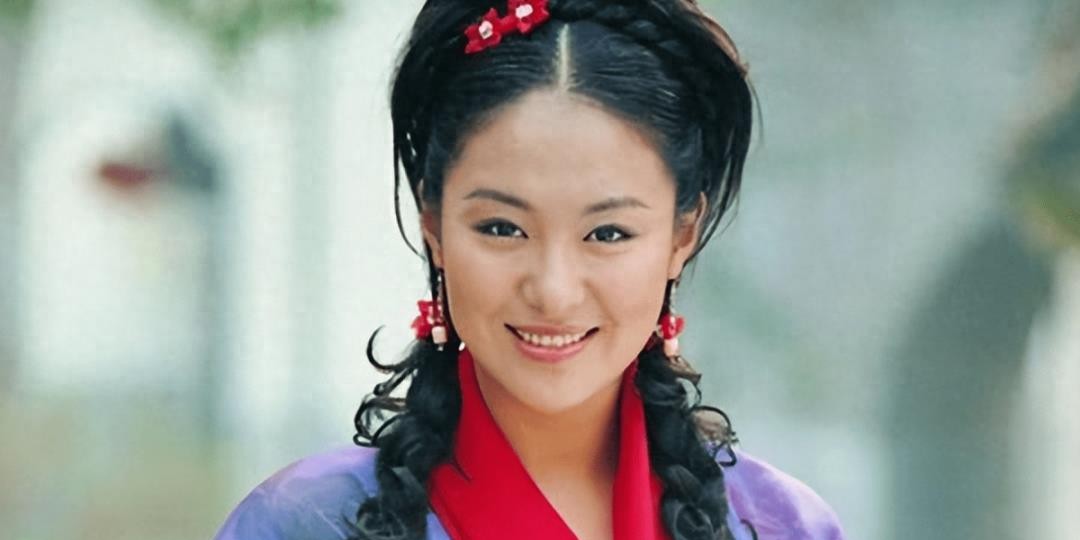 After she and Sun Honglei finished filming the kissing scene, she said to the director: If you ...