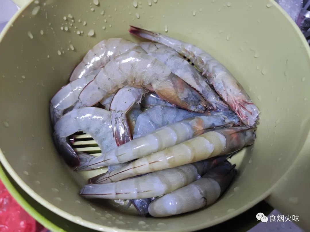 When buying shrimp, should I choose "straight shrimp" or "bent shrimp ...