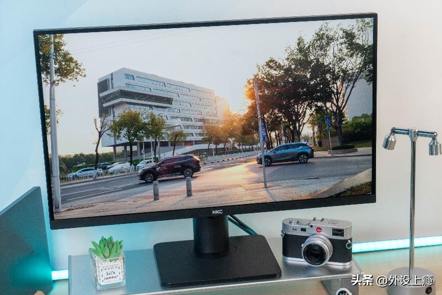 The HKC P272U Pro designed for professional use only costs 1,000 yuan ...