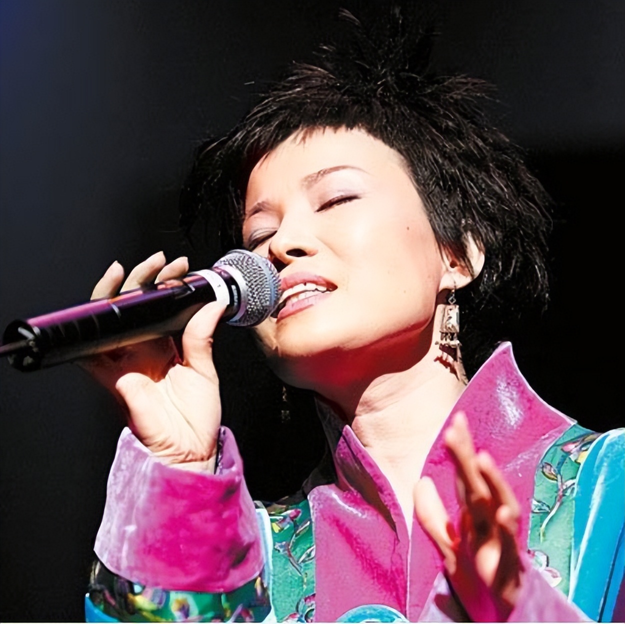 Singer Ye Fan: It took only 16 days from high fever to death, and he ...