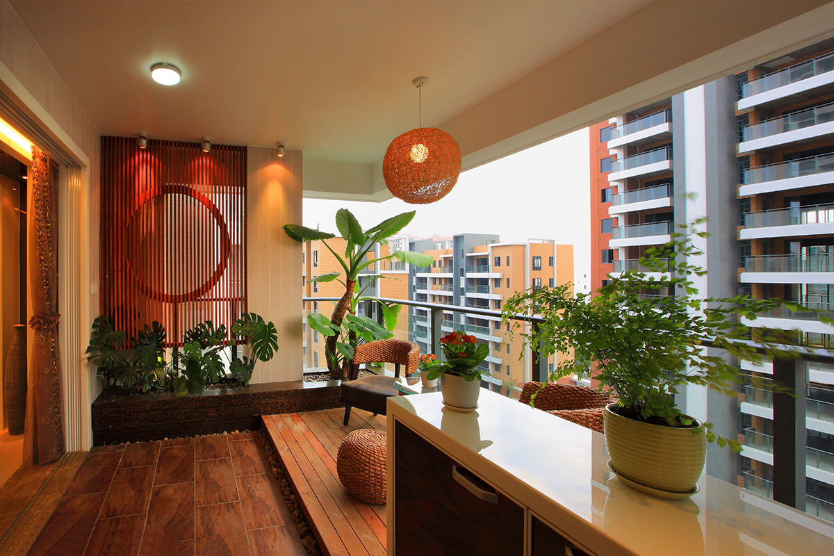 The 89-square-meter simple two-bedroom is bright indoors and outdoors ...