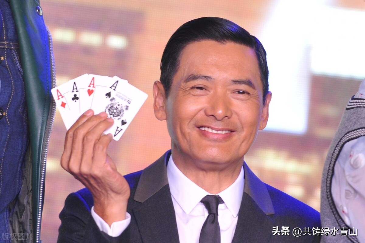 Chow Yun-fat went back to Shanghai to give lectures in the theater ...