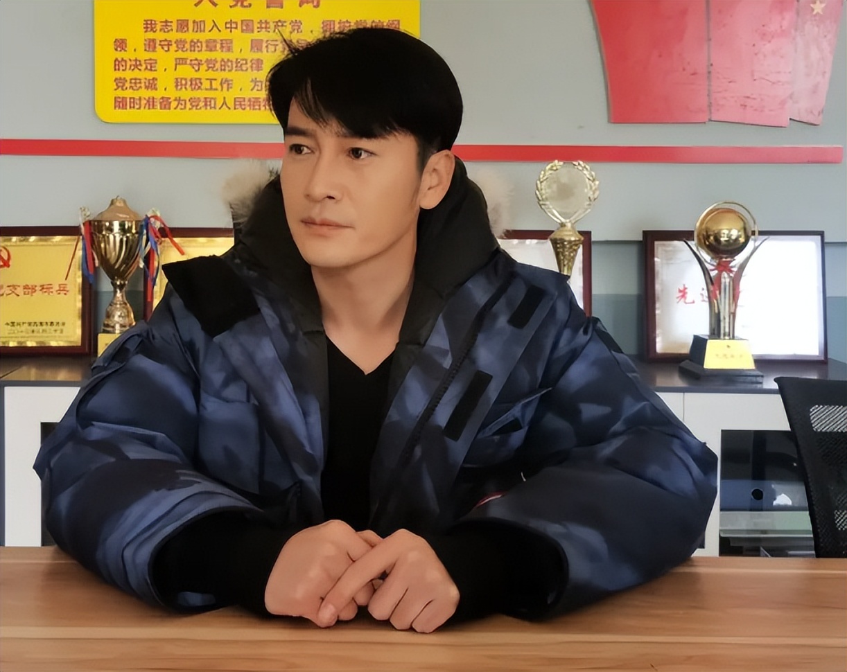 Jin Dong's "Queen" supporting role Wang Ziquan: debuted for 12 years, with the [bottom line ...