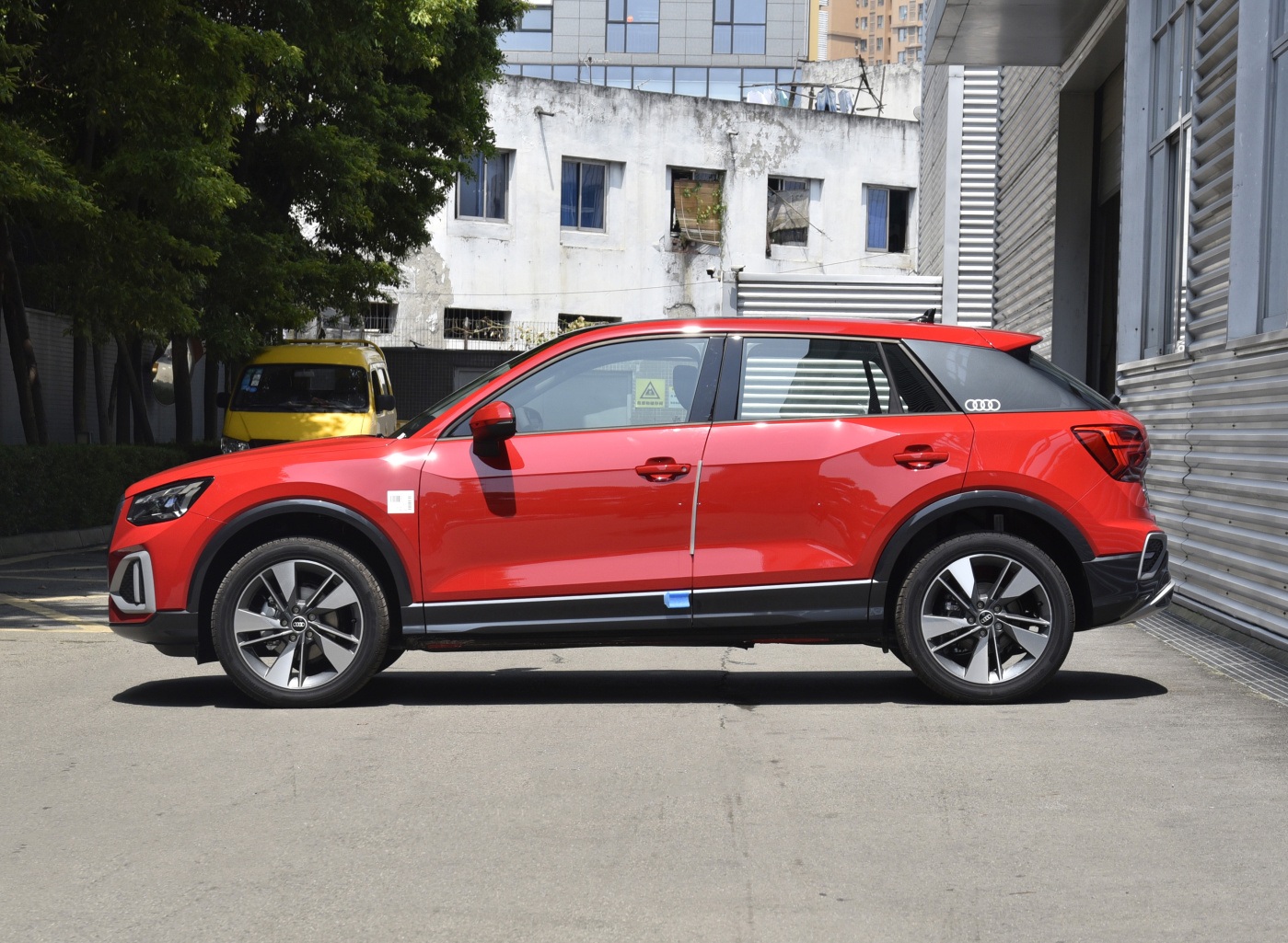Is it stupid to buy an Audi Q2L for 250,000? Is the 35TFSI stylish and ...