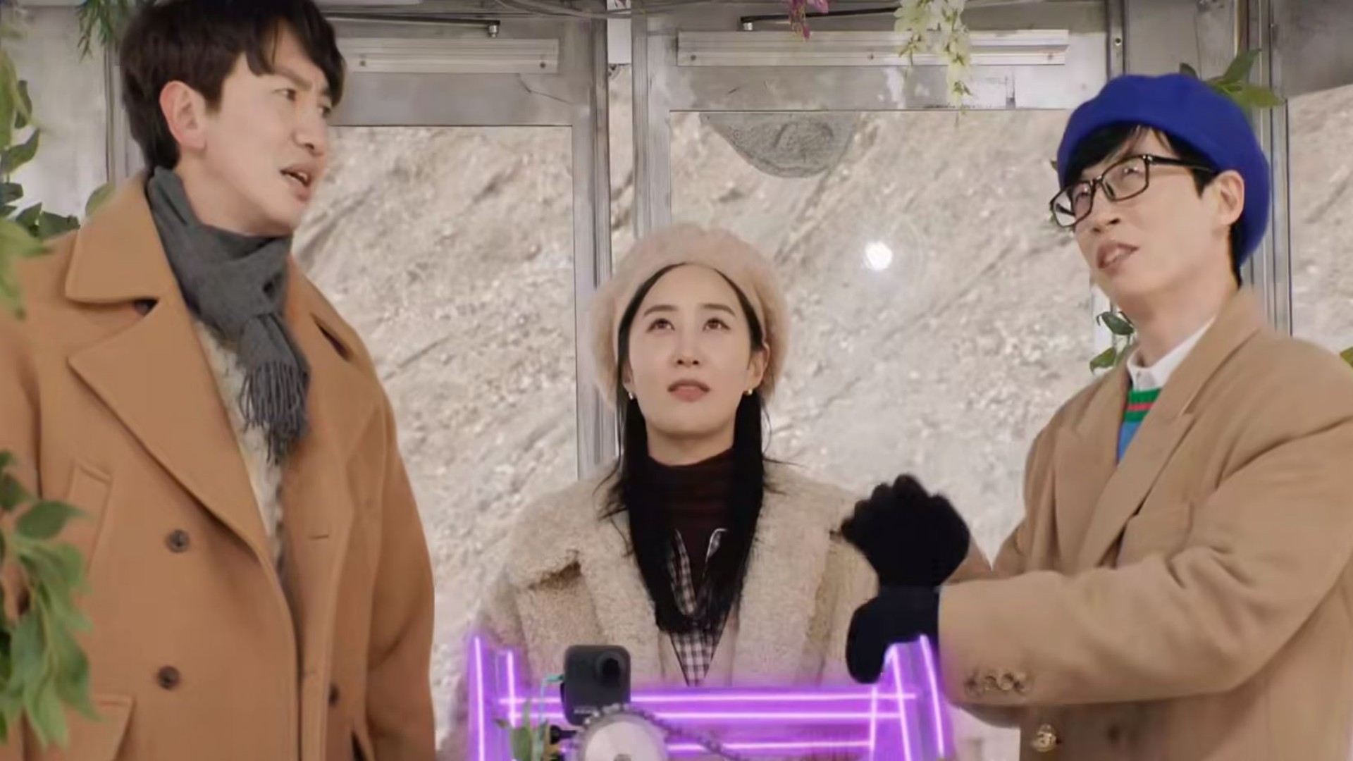 Lee Kwang Soo is appearing in a new variety show again. It's not that ...