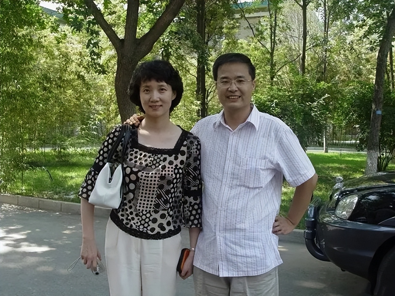 Li Xiuping: Known as the "Chief Host" of CCTV, he married a man ten ...