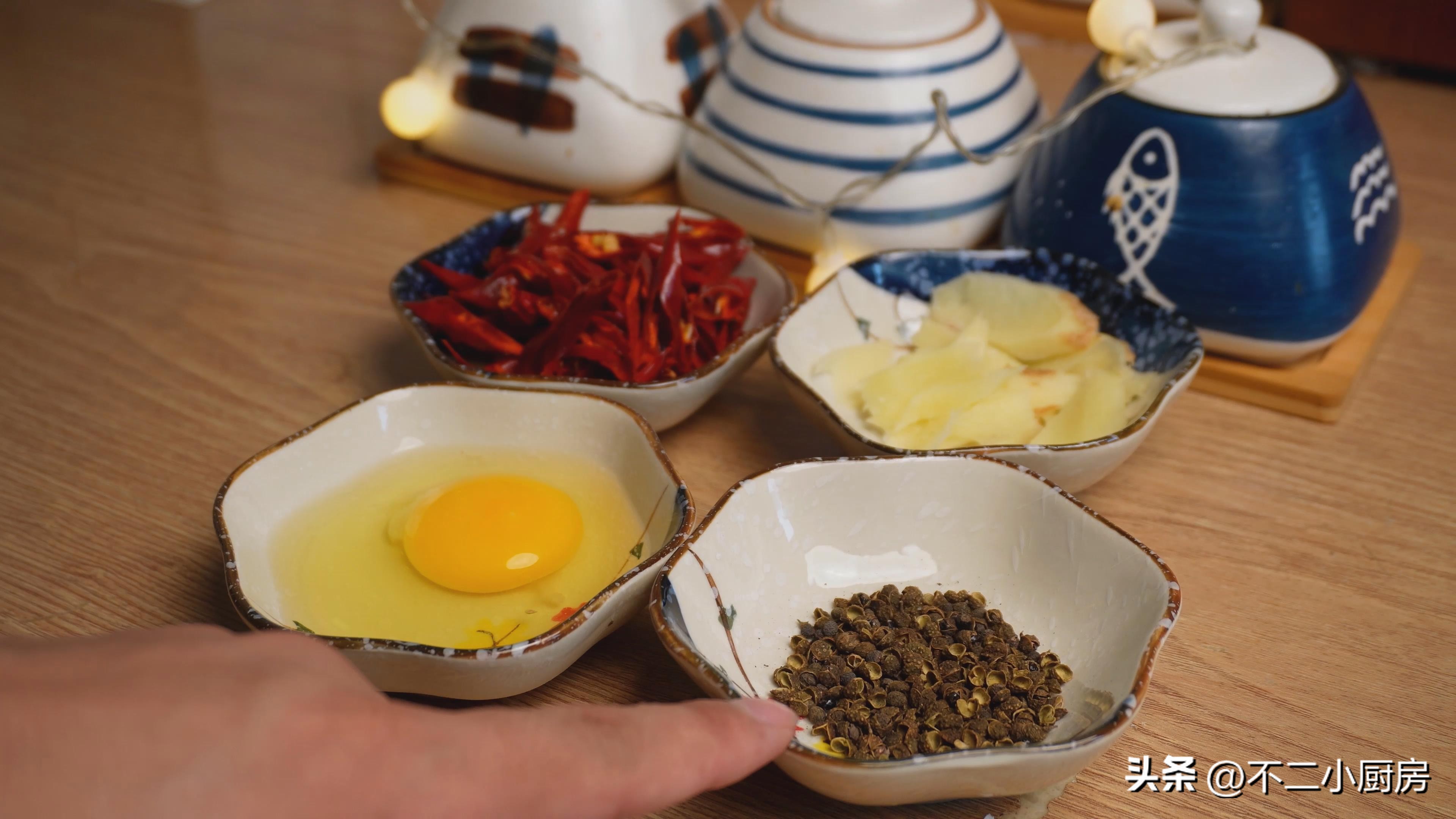 This is the best way to eat lotus root. I will teach you a trick. It is ...