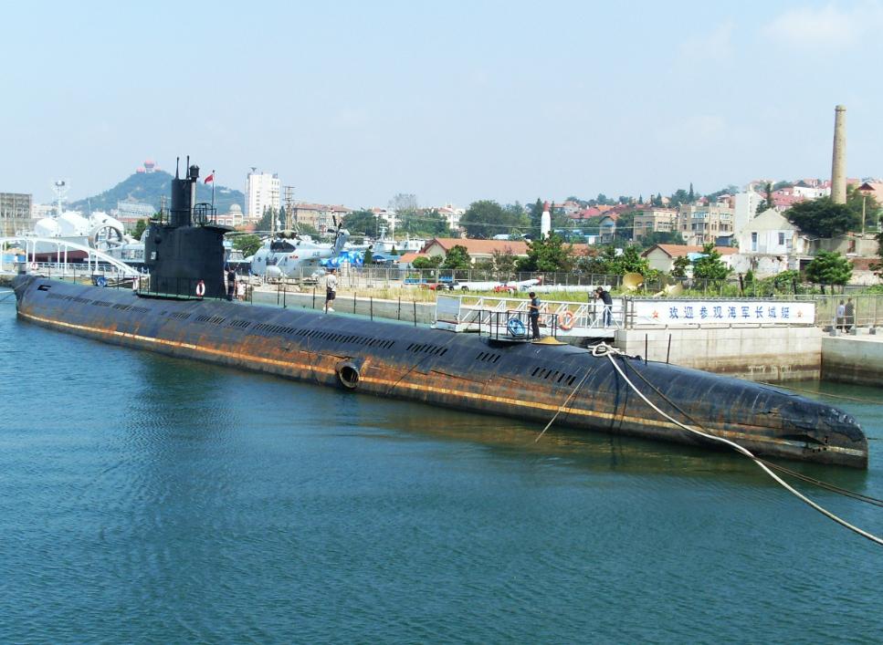 Chefs on submarines, how do they create gourmet food under the sea? - iNEWS