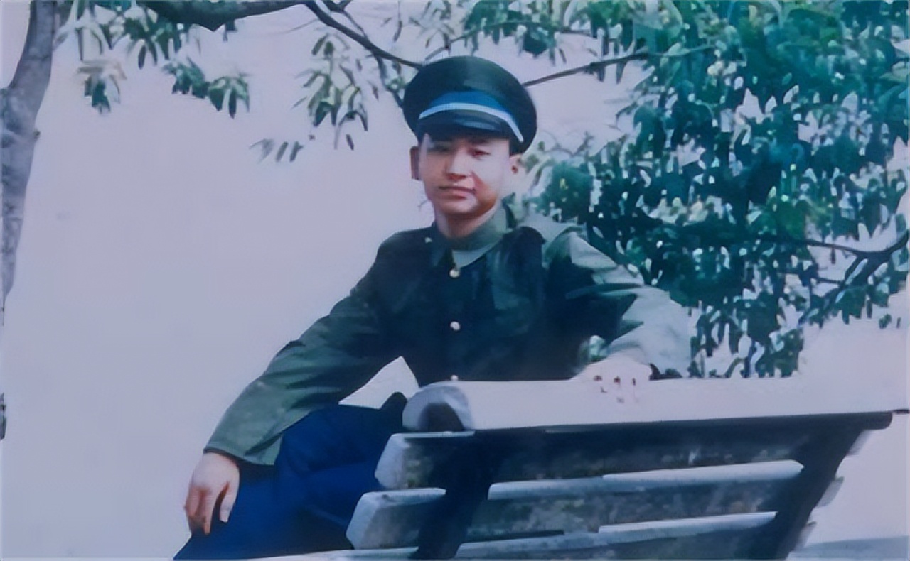 22 years ago, the American pilot who crashed Wang Wei's fighter plane ...