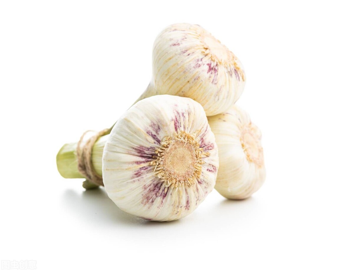 The sugar garlic in the hotel is pickled like this, 4 pickling methods ...