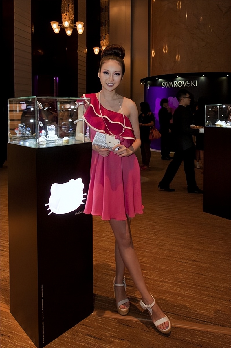 Zhuang Simin Live Surprise! Wang Xiaofei appeared, bursting with ...