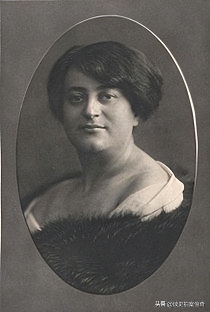 Did Hitler, the founder of the Third Reich, and Lenin, the founder of ...